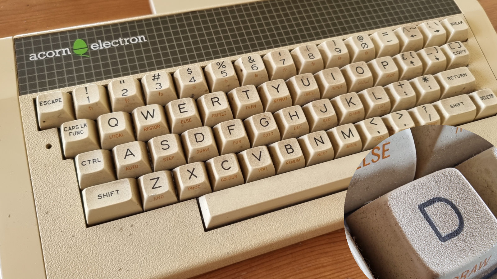 Acorn Electron - An Unexpected £20 Dirty Treasure | Pixel Refresh